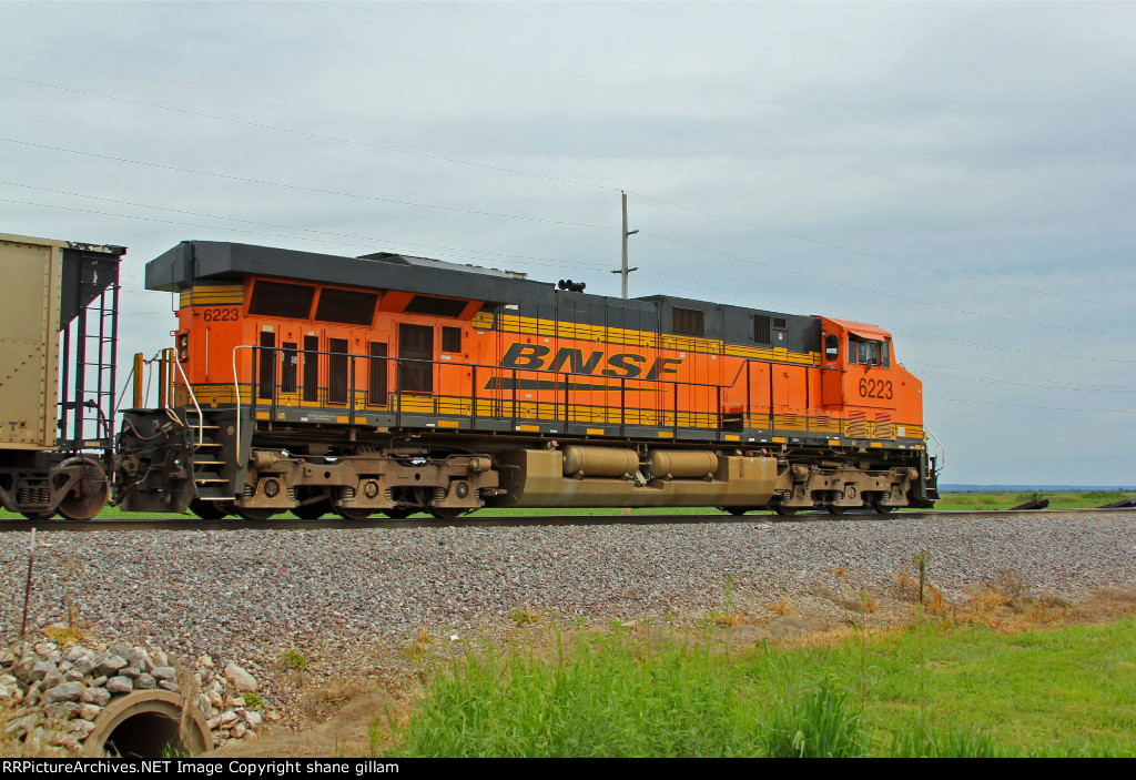 BNSF 6223